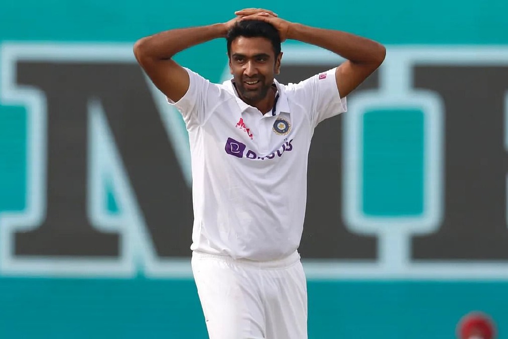 అశ్విన్.. ఆల్ టైమ్ గ్రేట్!: రోహిత్ శర్మ కితాబు